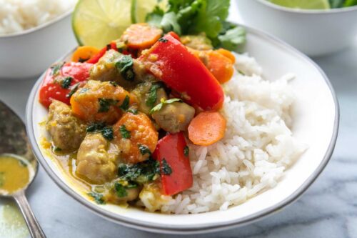 Easy Gluten-Free Curry Recipe (Best Flavor) - Coconut Chicken