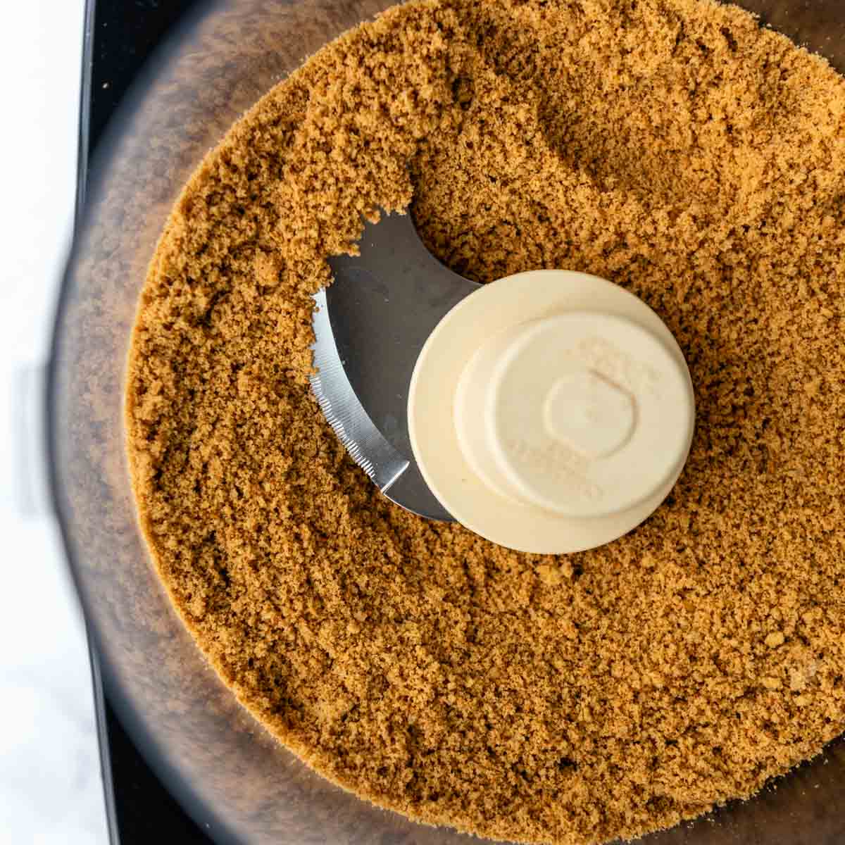 15-Minute Baked Gluten-Free Graham Cracker Crust - Perfect Slices